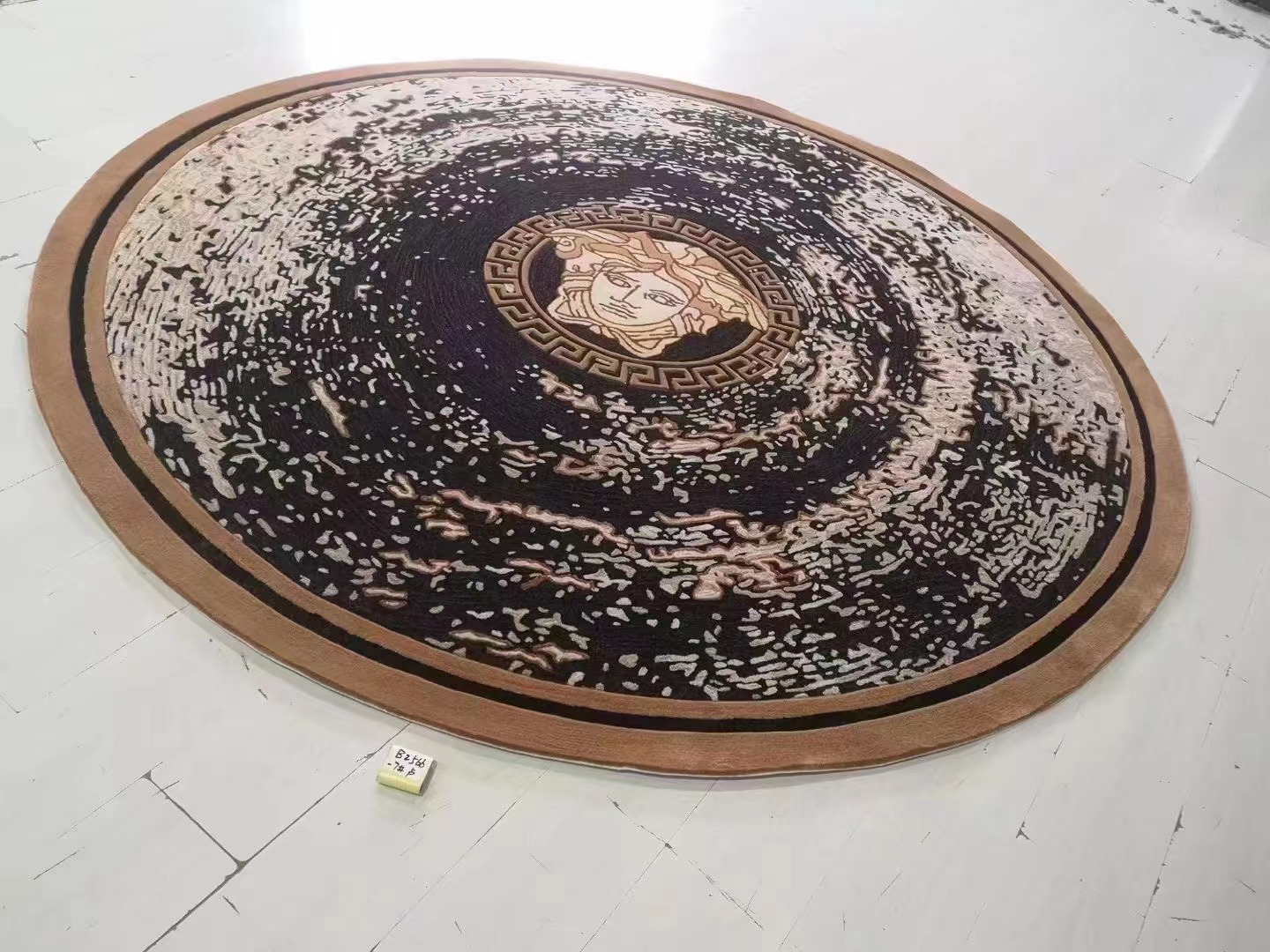 Round medusa head tufted rug designs hand tufted area rug