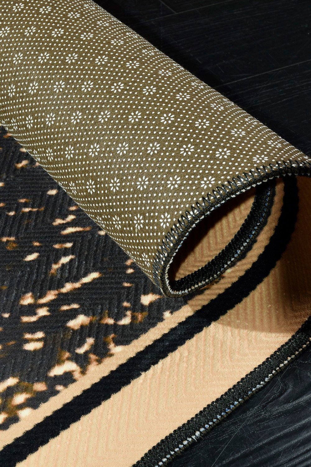 Wholesale classic versace style printed red velvet rug